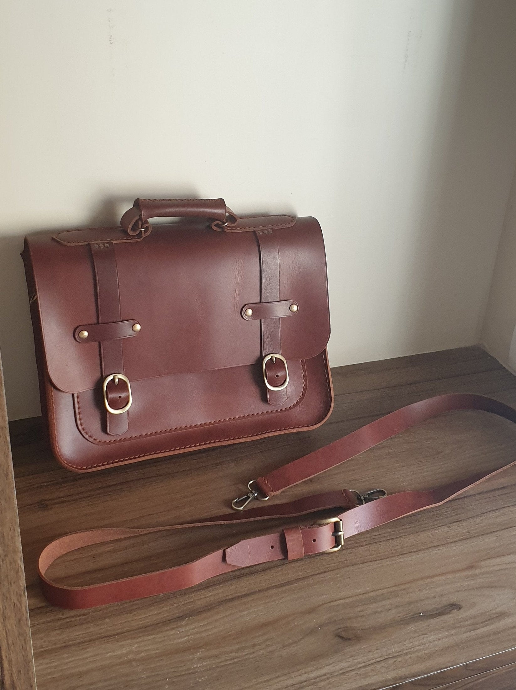 Handmade fullgrain leather briefcase - Indianleathercraft