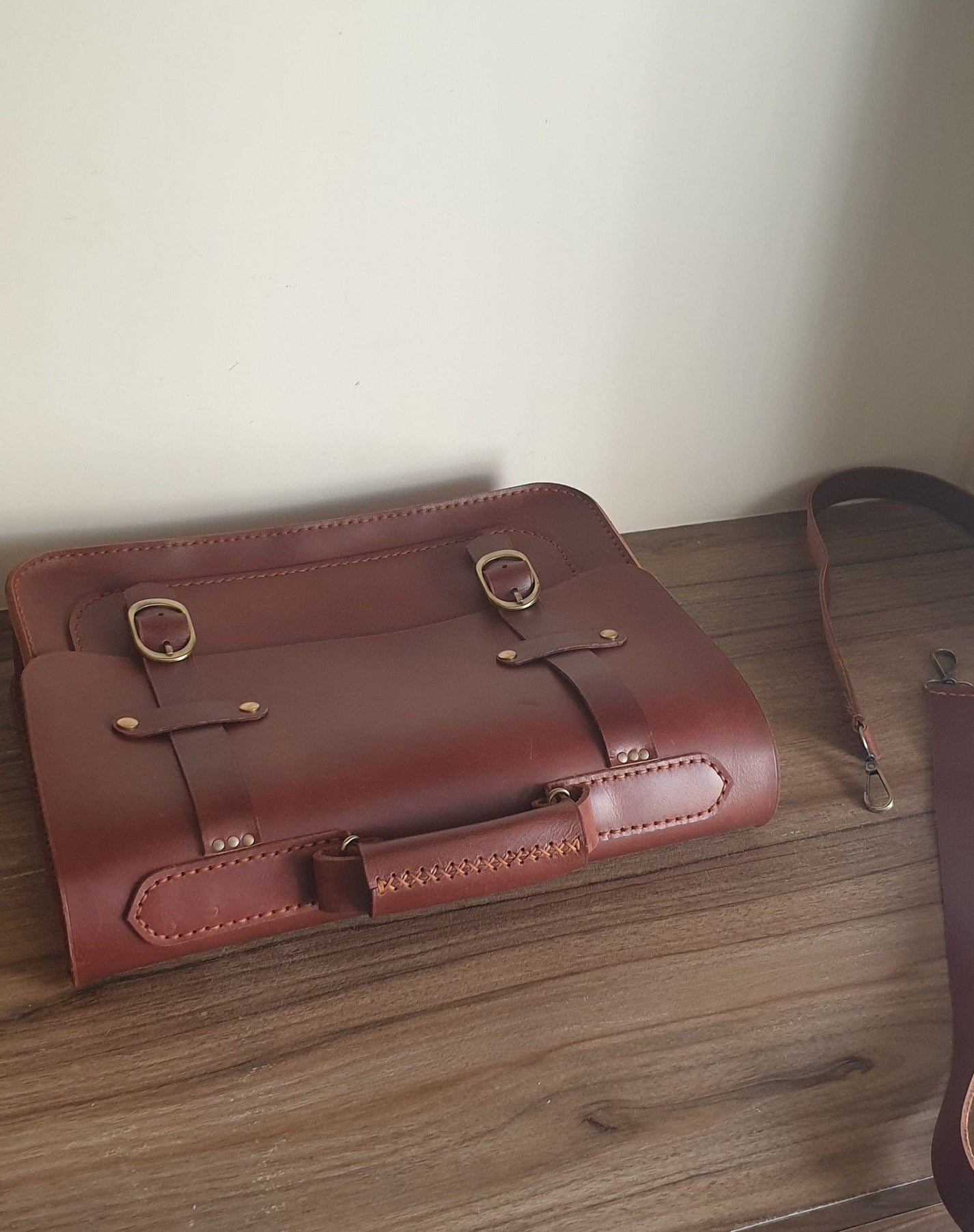 Handmade fullgrain leather briefcase - Indianleathercraft