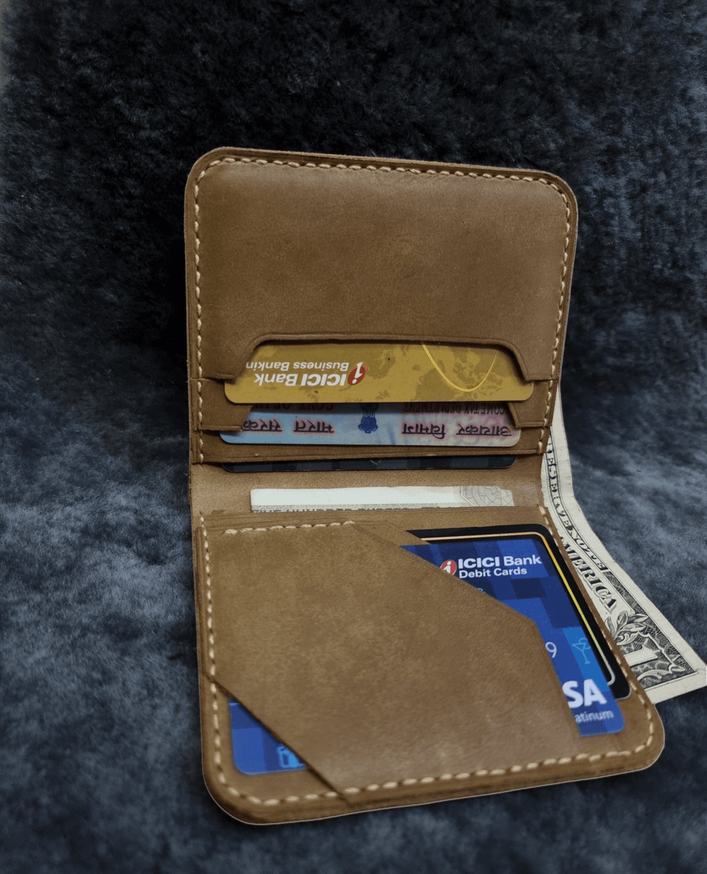 Handmade leather card wallet - Cherry red - Indianleathercraft