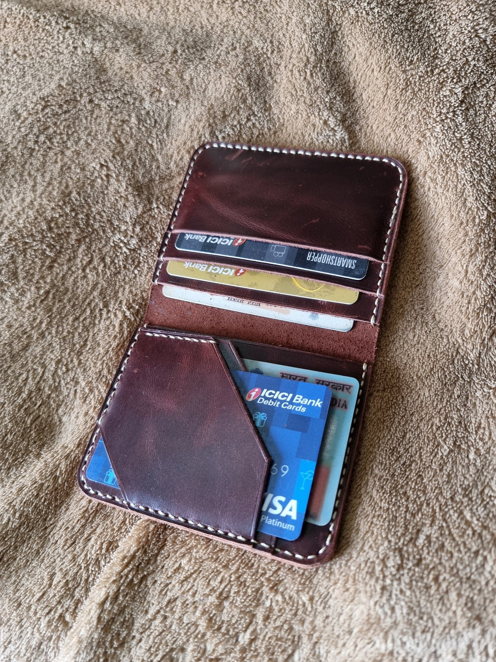 Handmade leather card wallet - Cherry red - Indianleathercraft