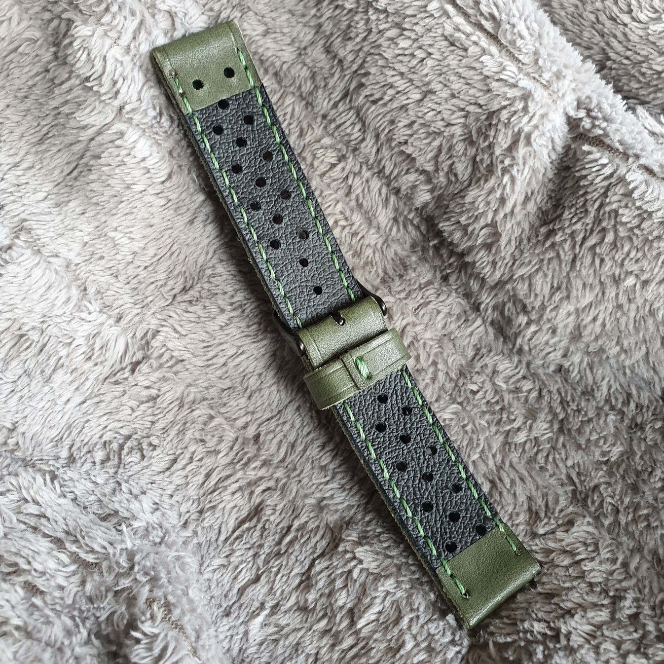 Handmade rally leather strap - 22mm - Indianleathercraft