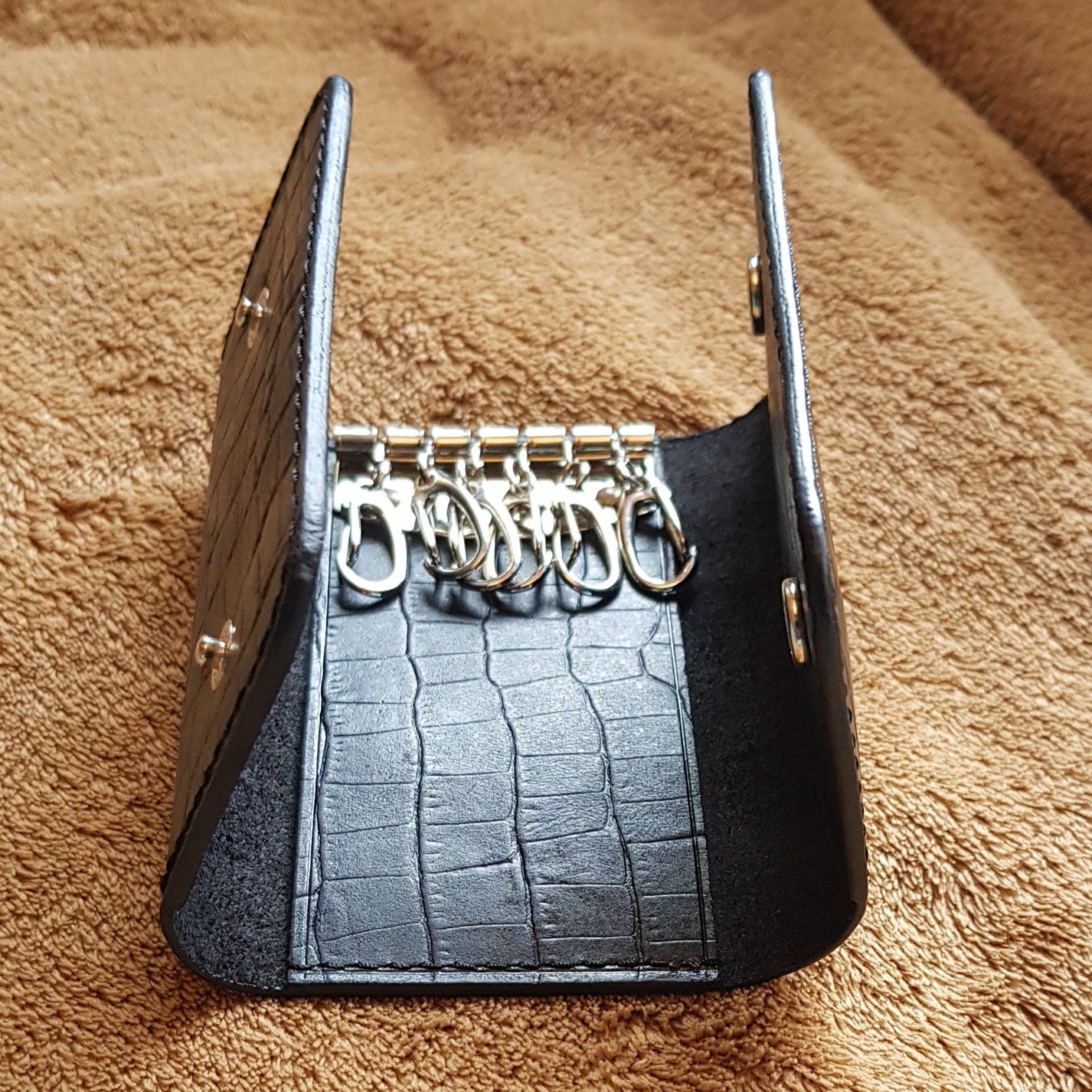 Handmade leather key pouch - Indianleathercraft